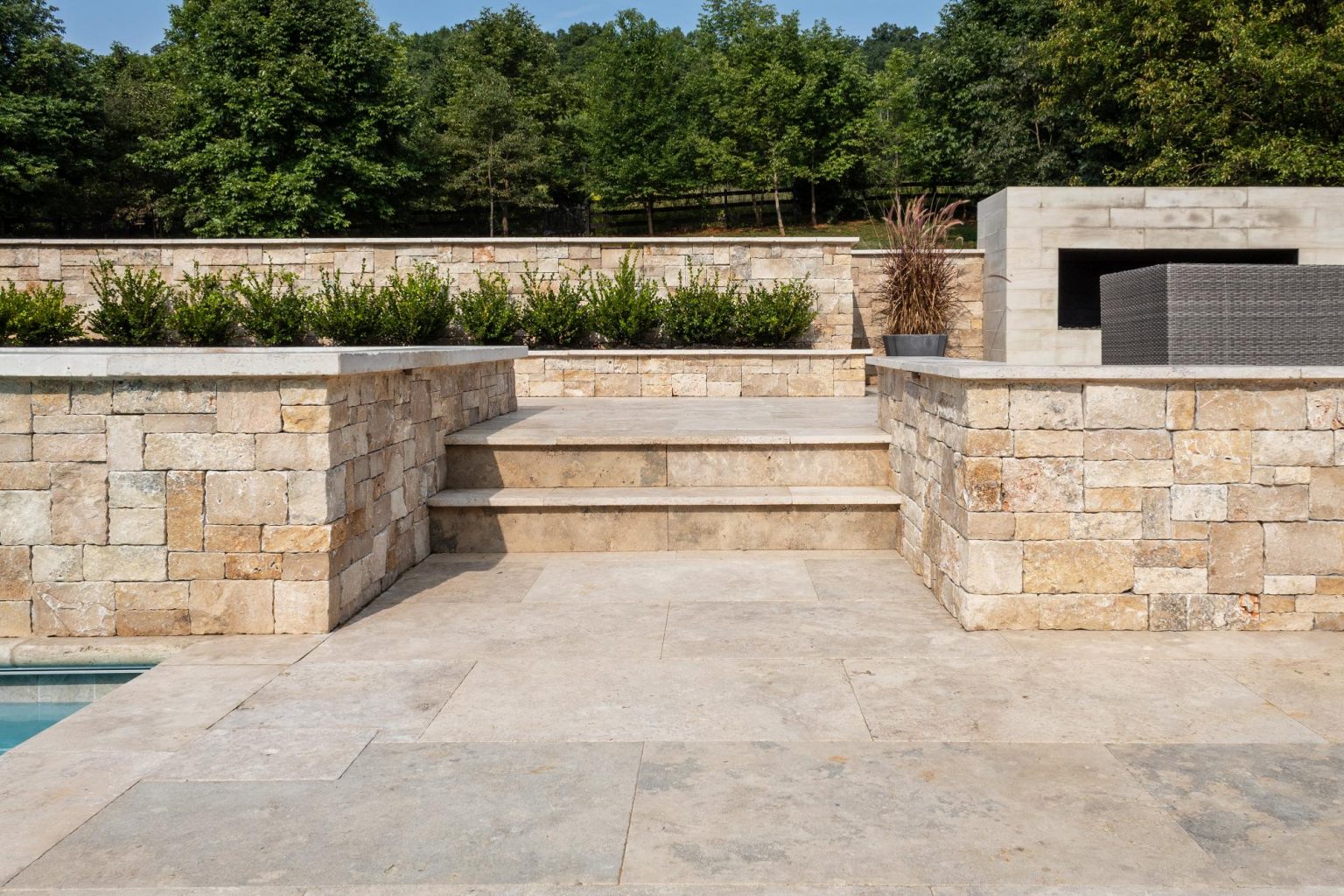 Old World Stone Veneer - Shop Old World Stone Veneer | Mulch Barn Supply